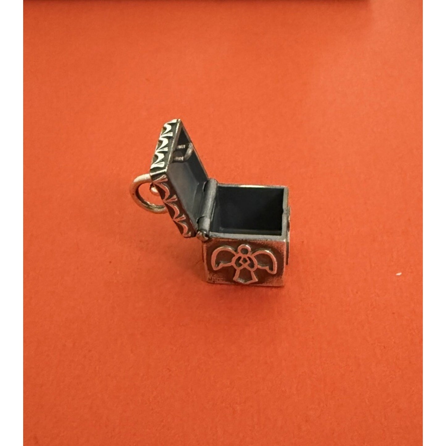 Pre owned James Avery Retired Sterling Silver Angel Prayer Box Charm ...